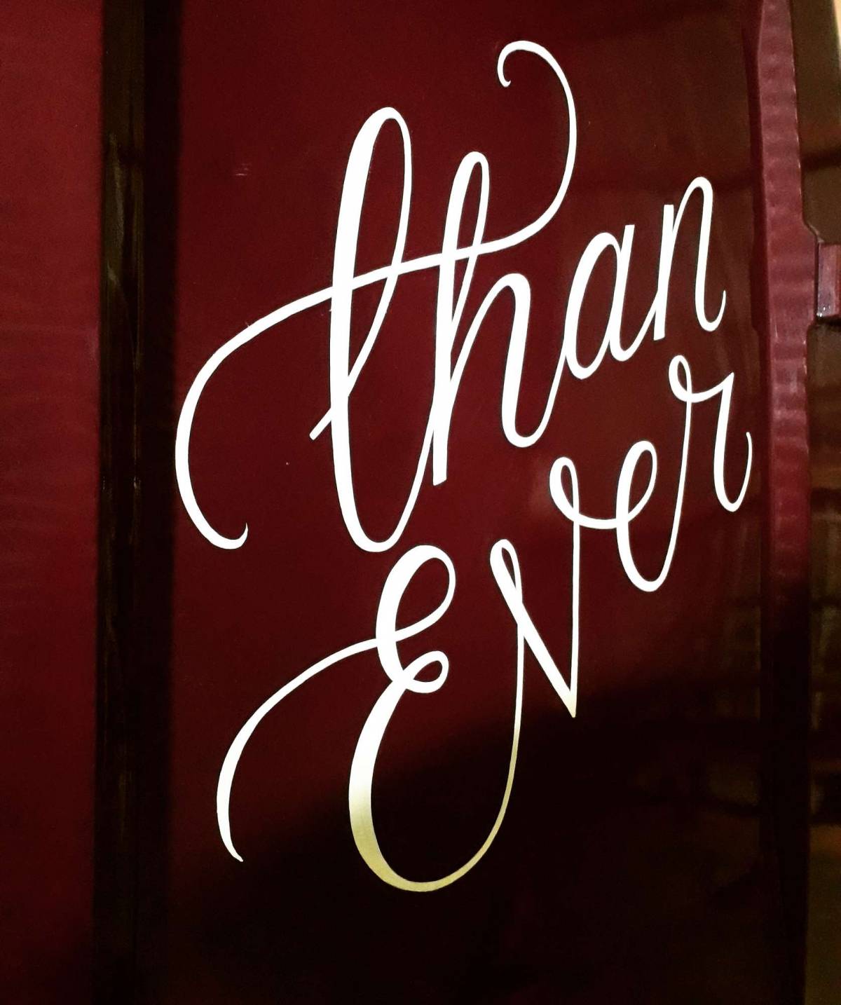 Giffords Circus | Sign Painting by Dawn | Bespoke sign writing, custom ...